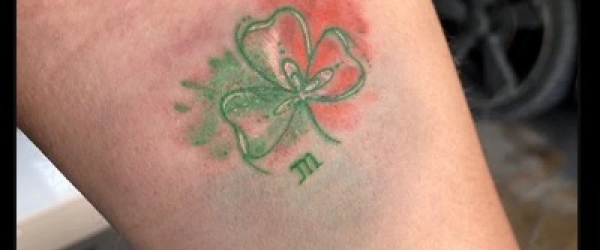 Tattoo Blowout: qu'est-ce que c'est et quoi faire? - Black Hat Tattoo