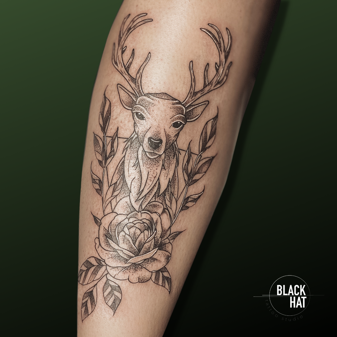 Tatouages de cerf - the black hat tattoo